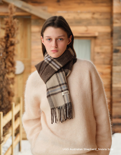 AUSTRALIAN SHEPHERD® Snovia Scarf – The UGG Shop®